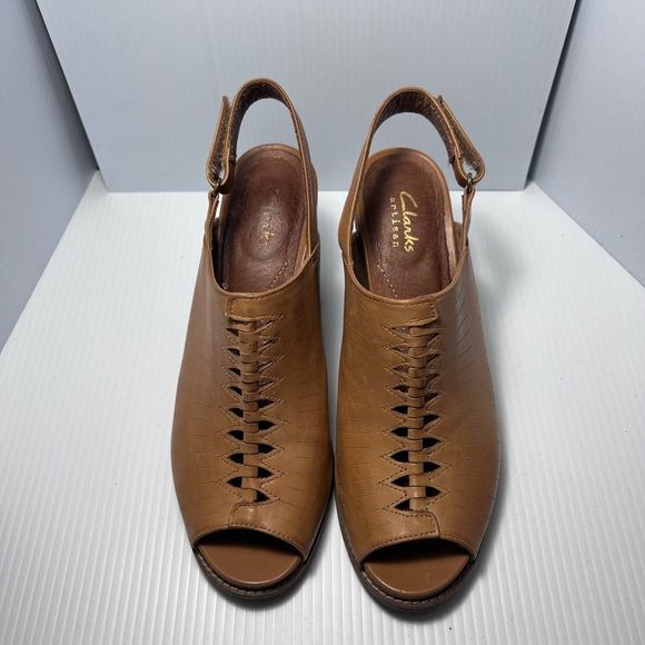 Clarks | Shoes | Clarksleather Peeptoe Block Heel Sandals Size 8m Euc ...